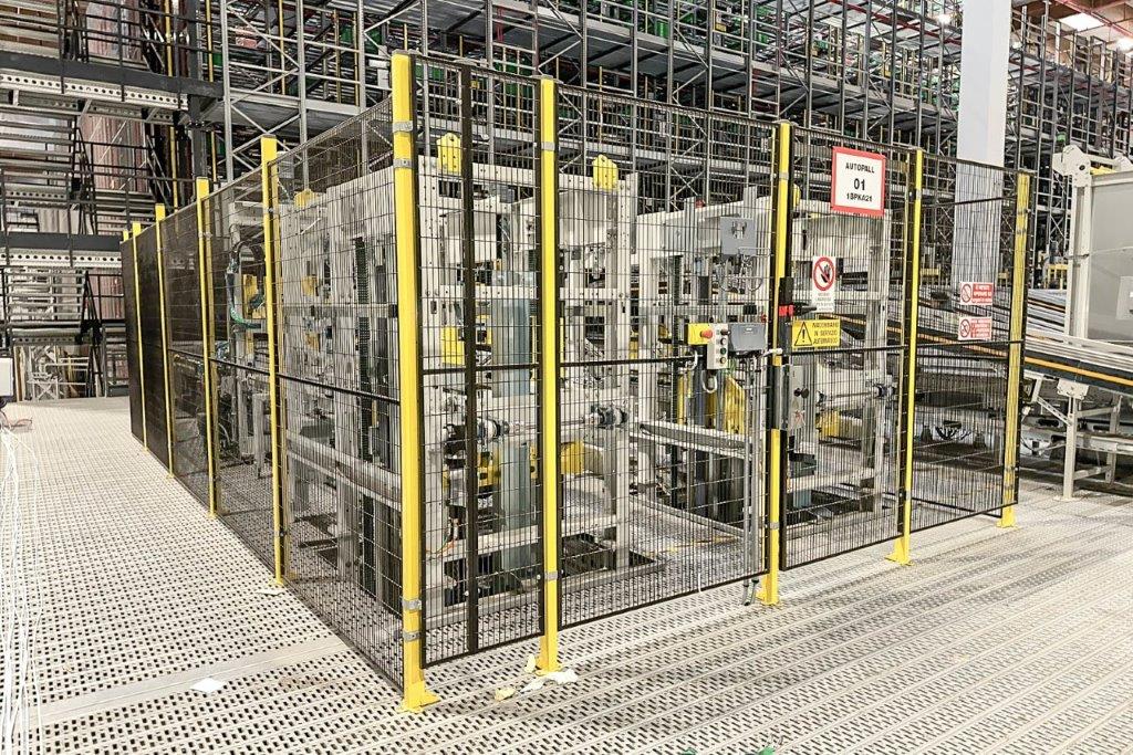 2000 running metres of safety enclosures / machine guards / partition ...