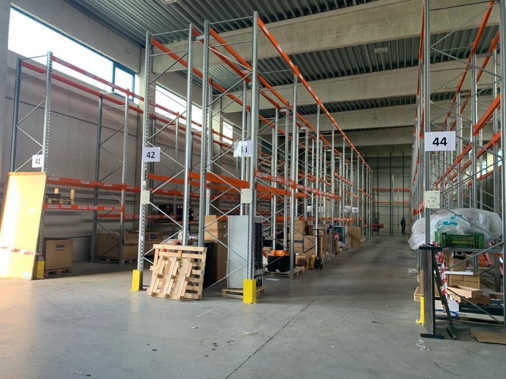 225 linear metres of DUWIC pallet racking | P10100