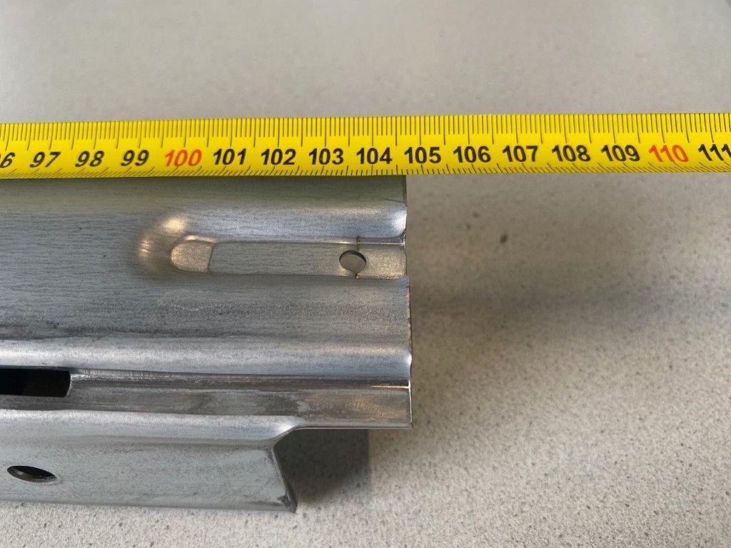 7000 Galvanised depth bars for pallet racking with a depth of min. 105 ...