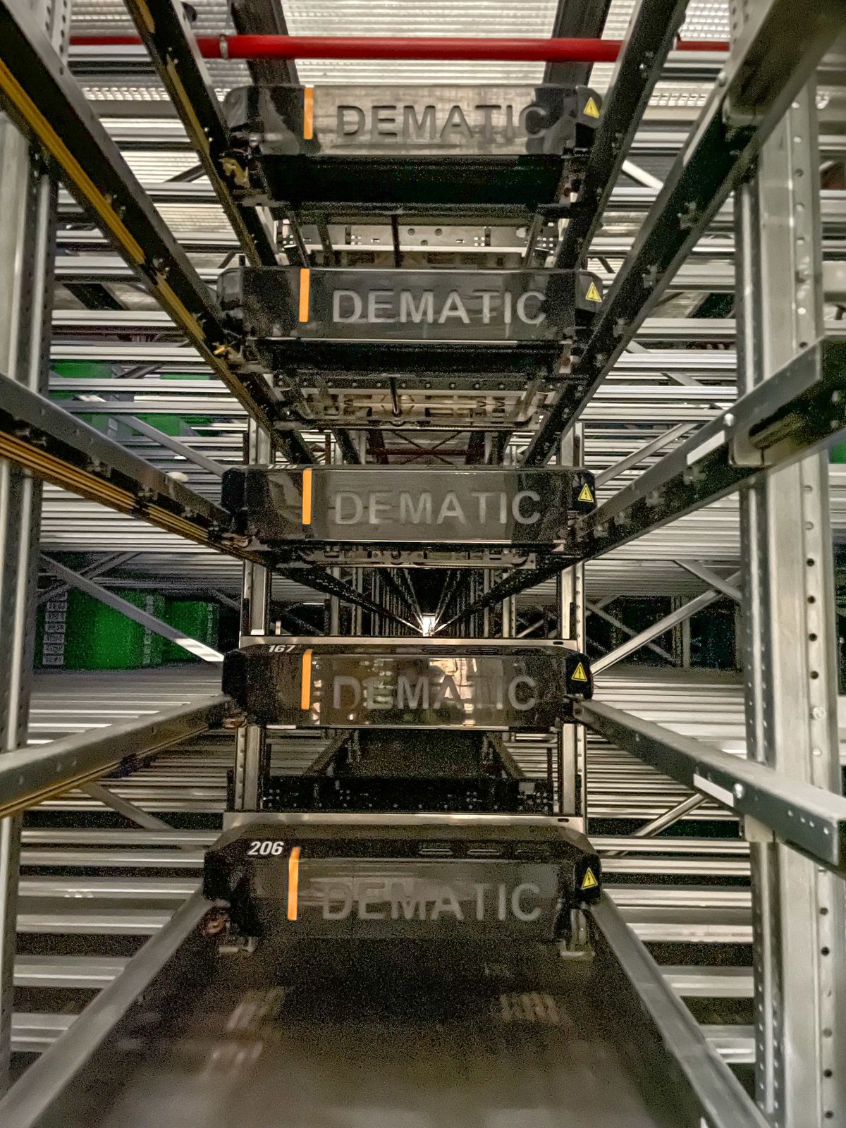 320 units Dematic Multishuttle DMS 2 31.5 kg | P10134